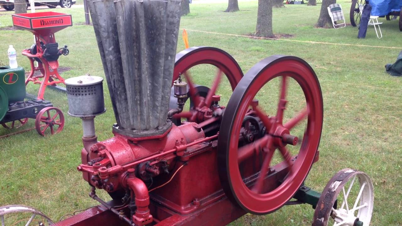 6 HP Aermotor gas engine - YouTube