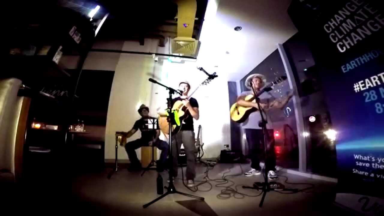 JUST THE WAY YOU ARE (LIVE COVER) - YouTube