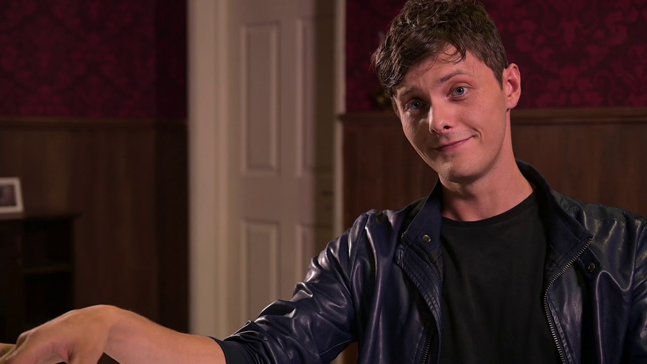 Posh | Interview & Behind-The-Scenes - YouTube