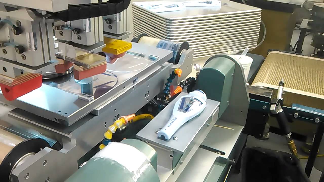 Elite Plastics CNC pad print video - YouTube