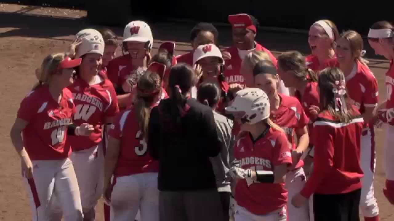 2015 Wisconsin Softball Highlights - YouTube