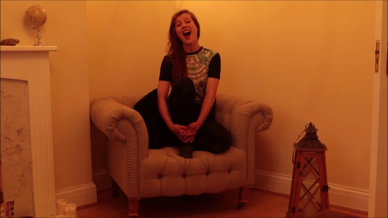 Over the Rainbow Cover - Victoria-Louise Currie - YouTube