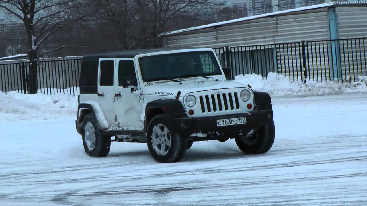 Jeep Wrangler snow drift - YouTube