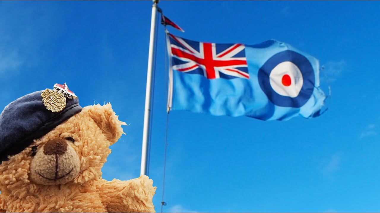 RAF March Past • Royal Air Force Anthem - YouTube