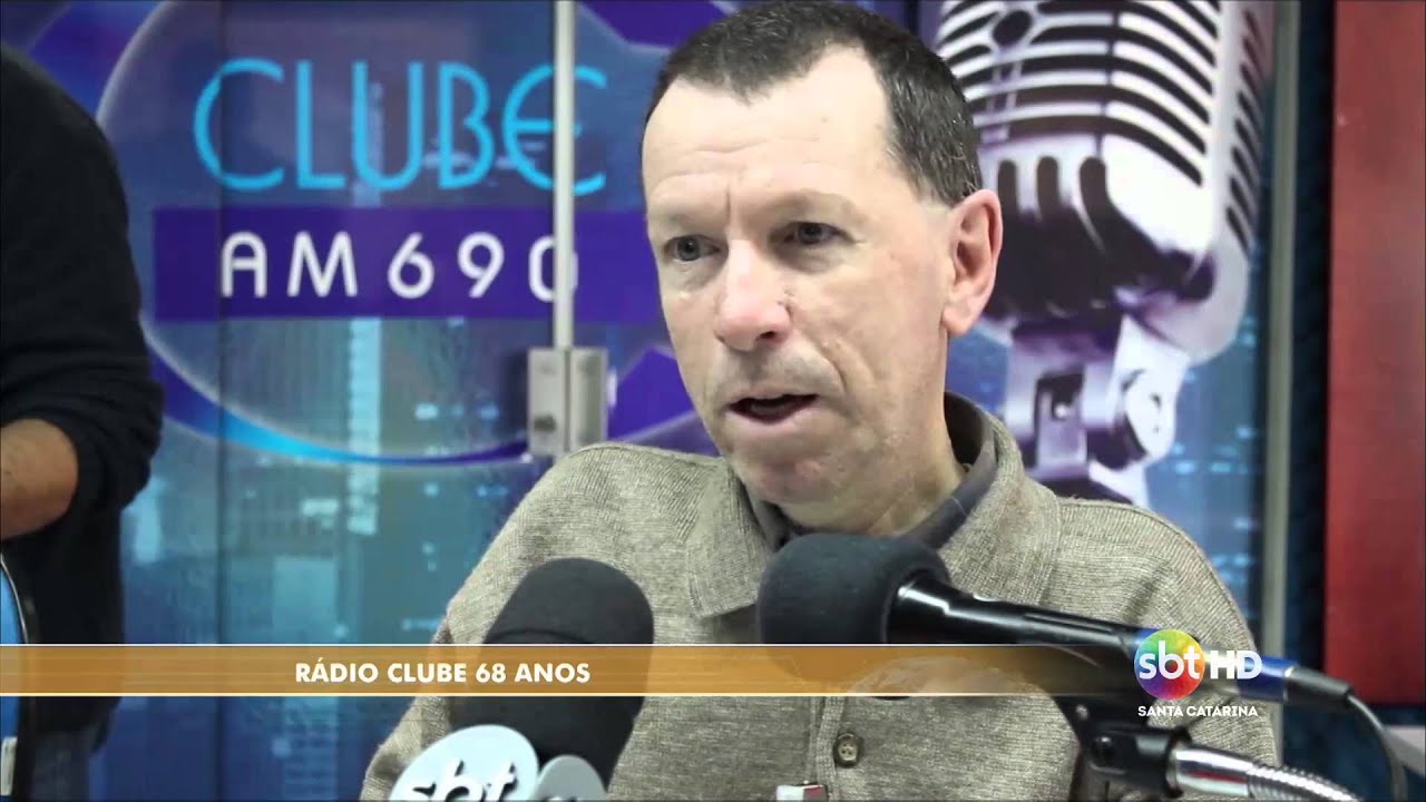 Rádio Clube 68 anos - Camila Constantini/Alex Müller - YouTube