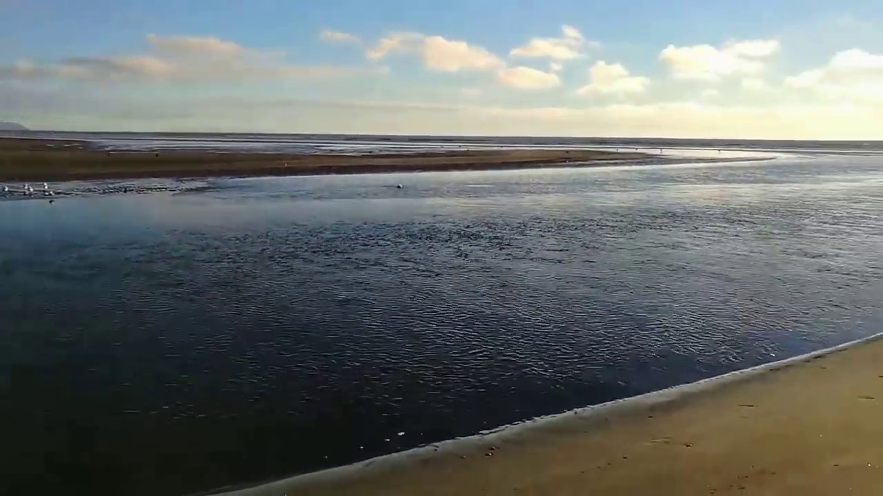 Waikawa Beach - New Zealand - YouTube