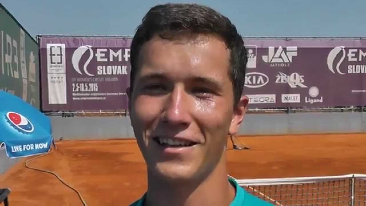 EMPIRE Futures Trnava 2015: singles semifinal, Martin Blasko - Gavin ...