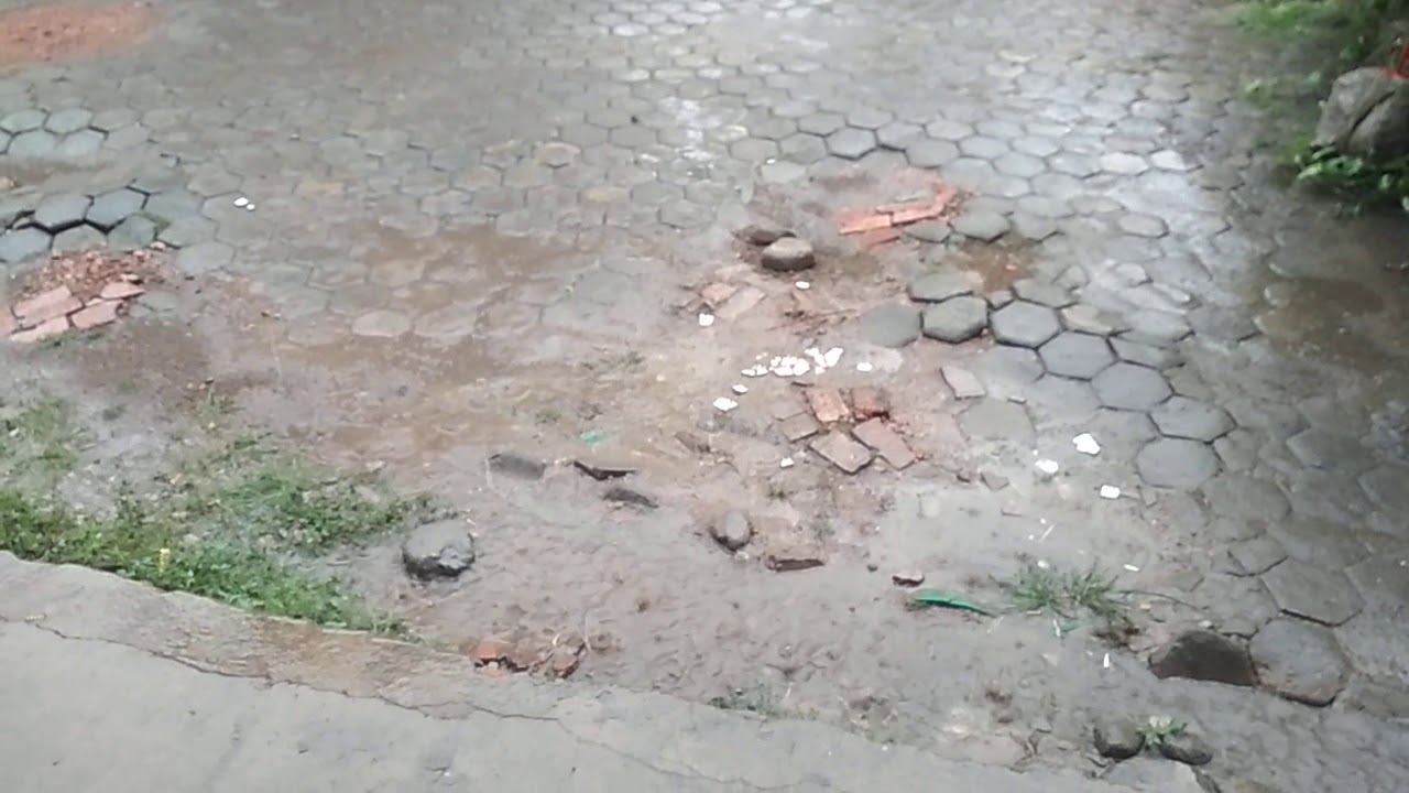 Kejadian fenomena alam,hujan.batu es - YouTube