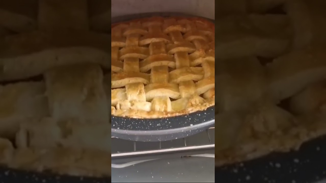 apple pie - YouTube
