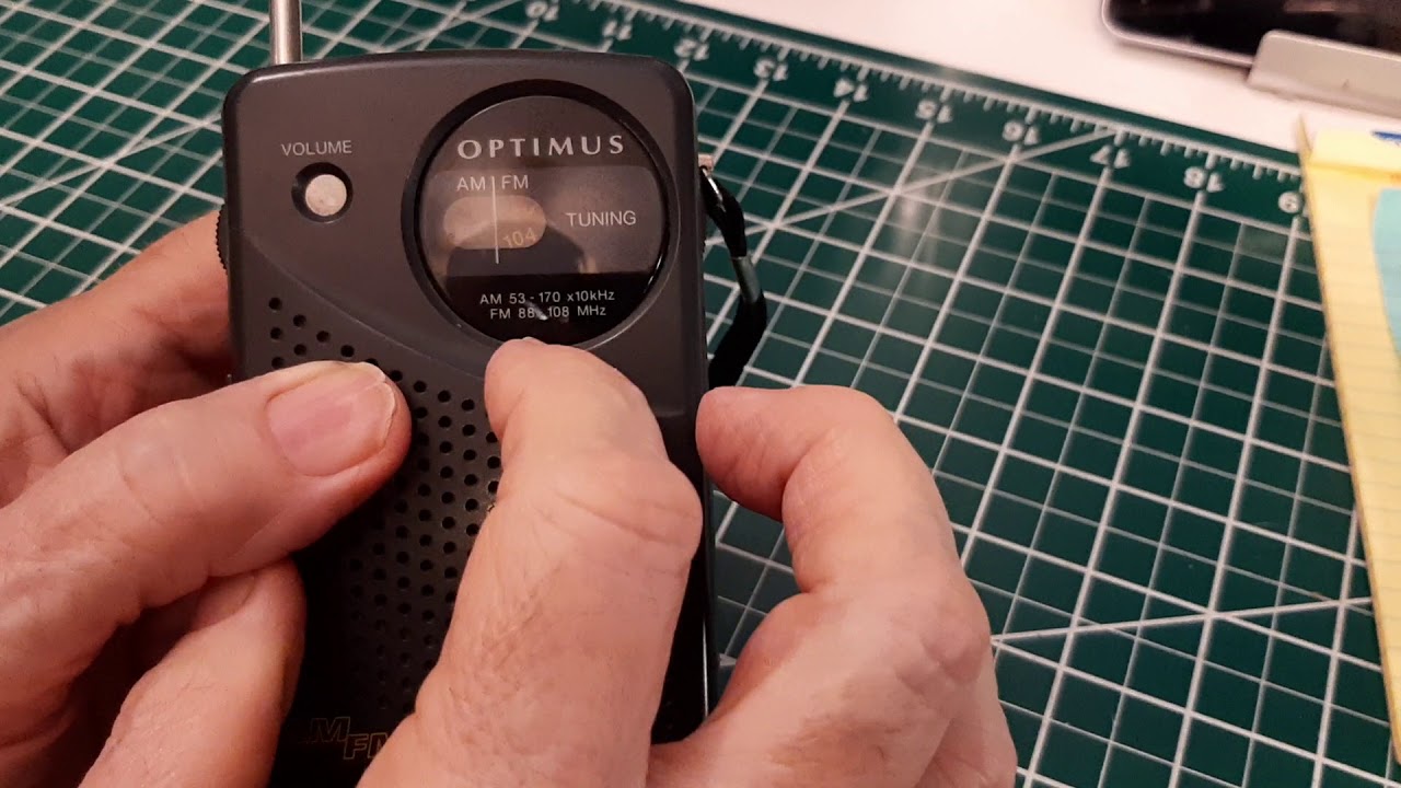 TRRS #2036 - Radio Shack Optimus AM/FM Radio - YouTube
