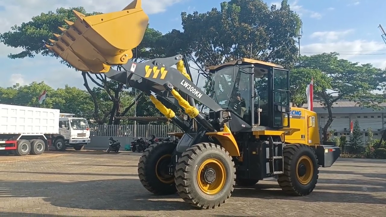 XCMG Wheel Loader LW300KN #test drive - YouTube