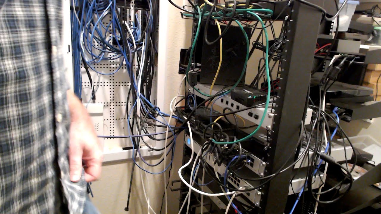 Zanes Tech Blog - Clean up patch cabling with Monoprice SlimRun - YouTube