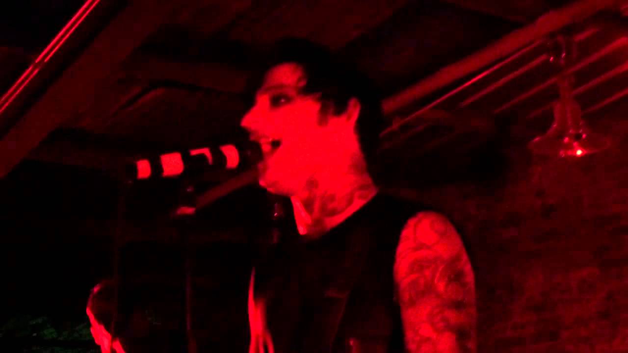 Aiden - Moment - YouTube