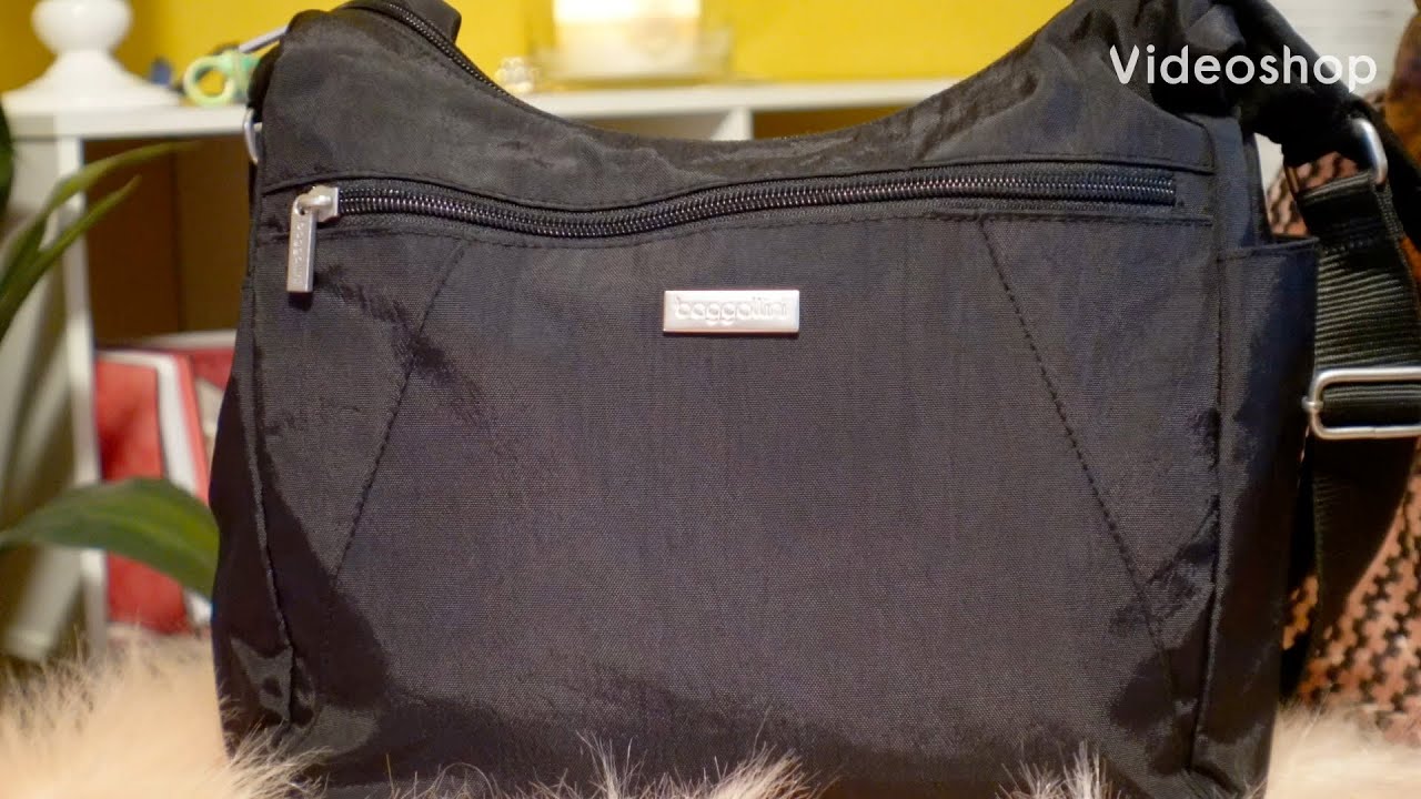 What's in my Baggallini - YouTube