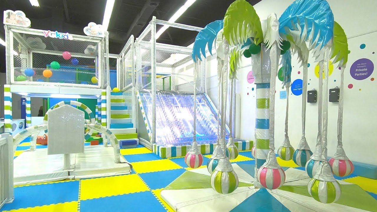 Indoor Playground Fun for Kids - Balloons and Slides - Nursery Rhymes ...