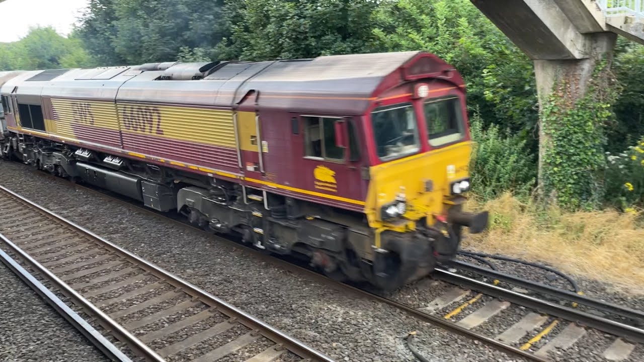Class 66 | 66092 | DB Cargo UK - EWS Livery - YouTube