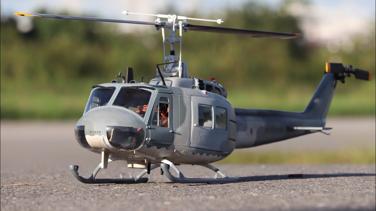 Bell205 (UH-1H) Royal Thai Air Force 450 size - YouTube