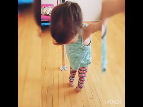 Toe knuckles walk / how many steps can you take? - YouTube