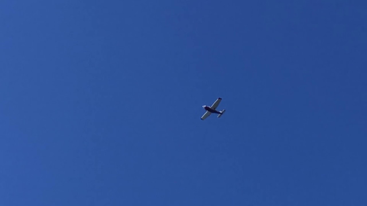 Piper PA-28 takeoff/low pass - YouTube