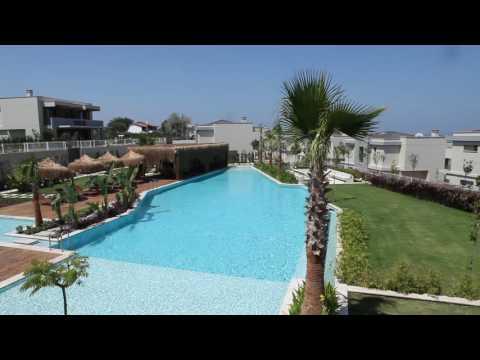 PEKCAN HAVUZ;  YÜZME HAVUZLARINDA CAM MOZAİK İLE PLAJ UYGULAMASI