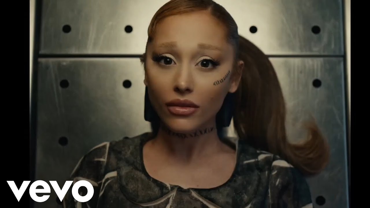 Ariana Grande - Hampstead MV - YouTube