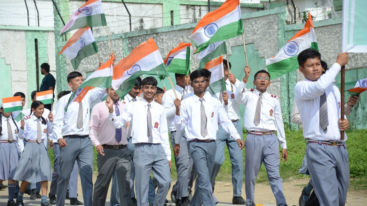 TIRANGA MARCH II GEN BC JOSHI APS, PITHORAGARH - YouTube