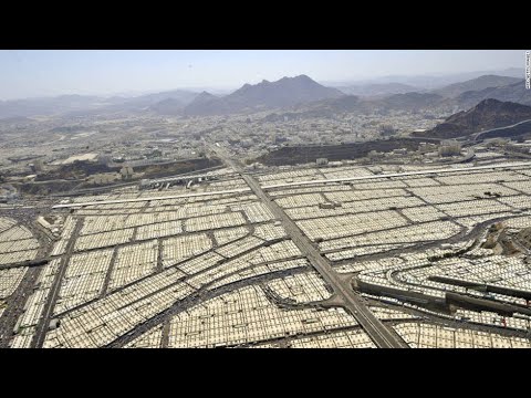 Birds eye view of the tents in #Mecca - YouTube