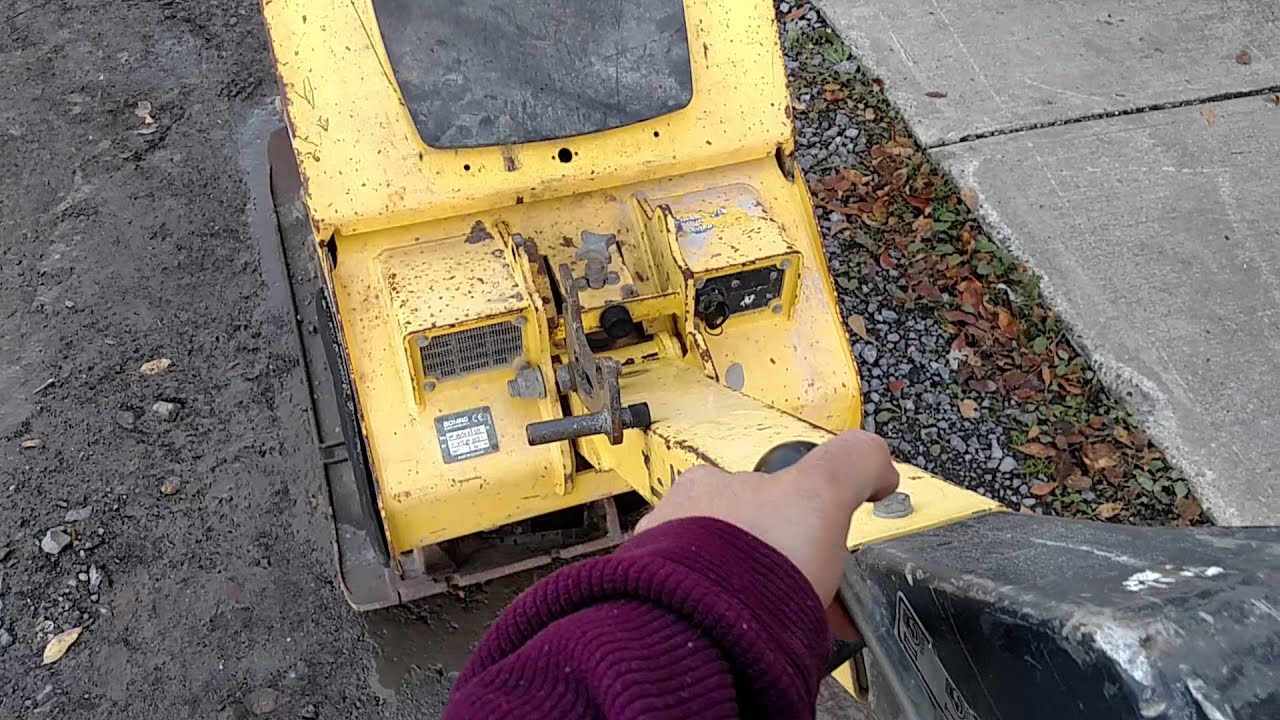 Bomag reversible plate compactor for sale - YouTube