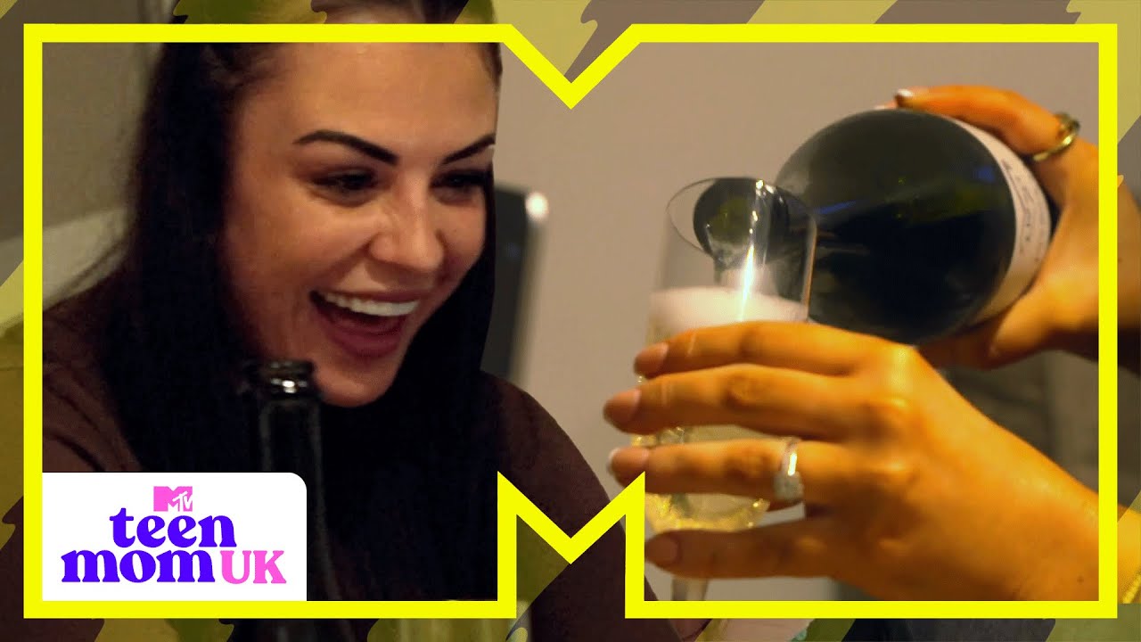 Mia Boardman Celebrates Her New Candle Launch | Teen Mom UK 10 - YouTube