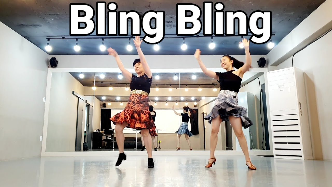 Bling Bling Line Dance (Beginner) J Yoon Demo l 블링블링 라인댄스 - YouTube