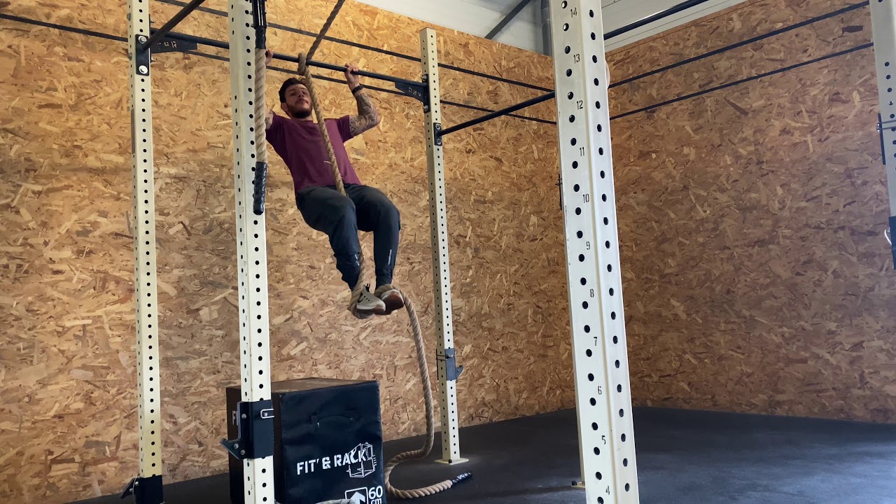 Apprendre à monter à la corde avec les jambes - YouTube