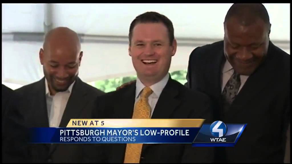 Mayor Luke Ravenstahl makes rare appearance at downtown groundbreaking ...