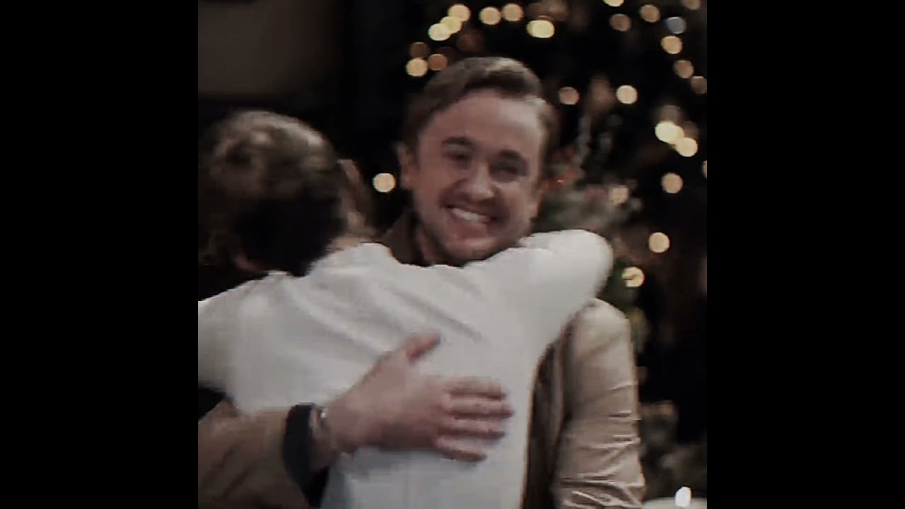 Tom Felton and Emma Watson hugging!!!🥺(2021) - YouTube