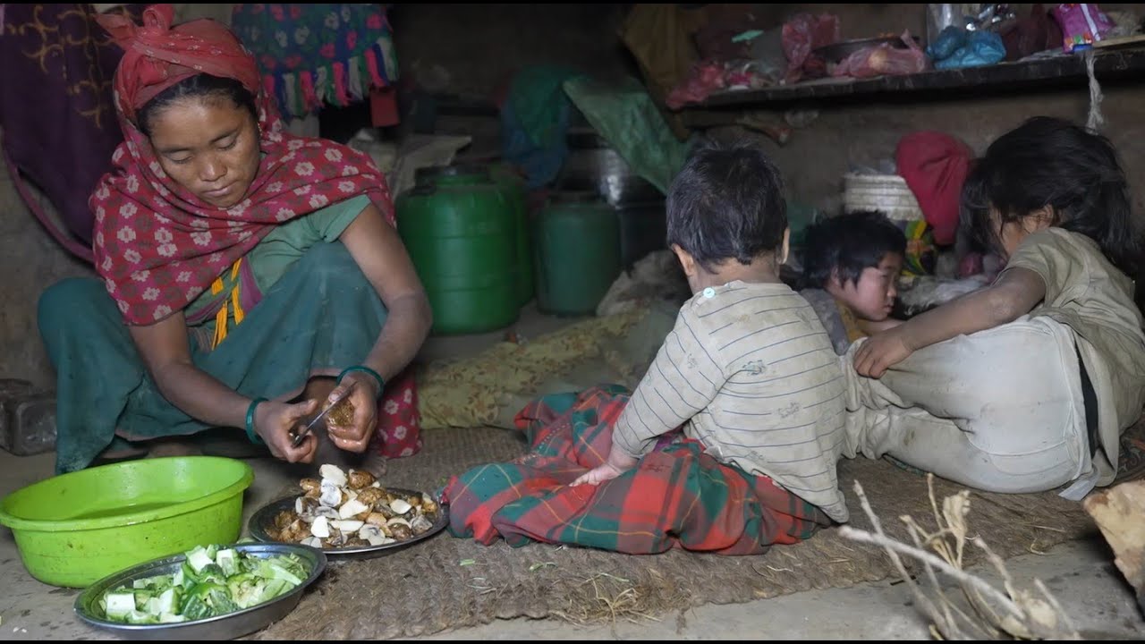 Myvillage official videos EP 965 || Cooking and eating style in nomad culture - YouTube