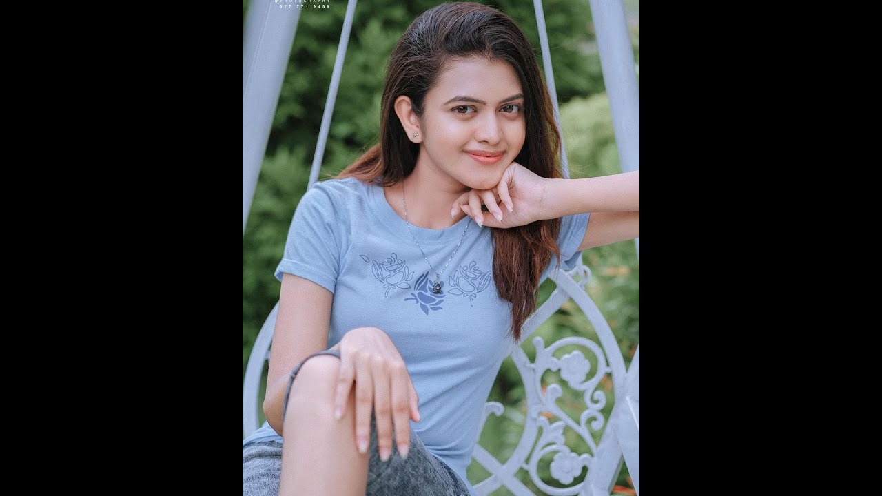 Thathsarani Piyumika 💙💙 ඒ ඇස් 💞💞 - YouTube