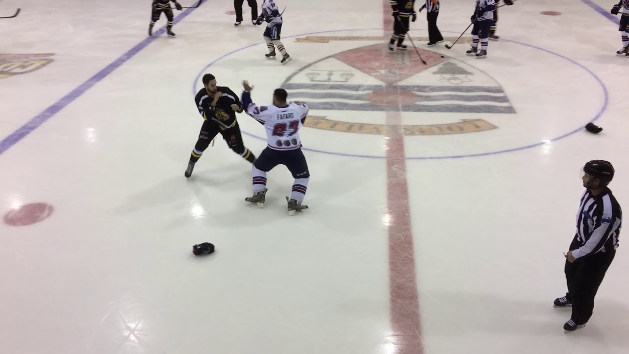 Mathieu laverdure vs Cedrick fafard - YouTube