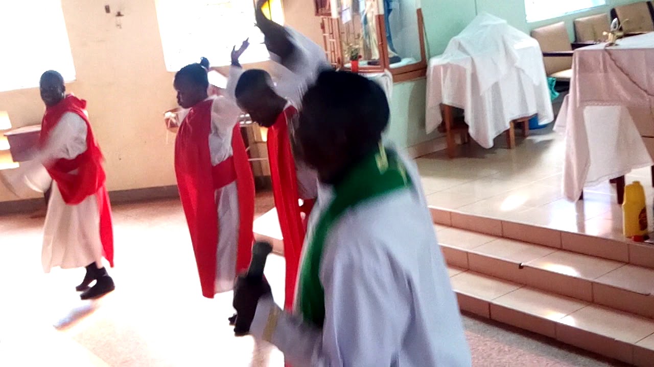 HAPPY PROSPER in a dance with the gospel groovers - YouTube