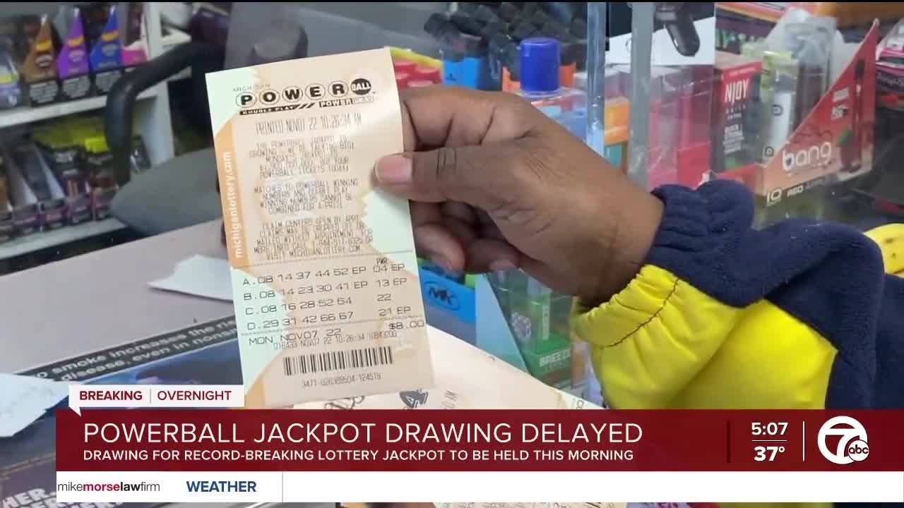 Drawing delayed for $1.9 billion record Powerball jackpot - YouTube