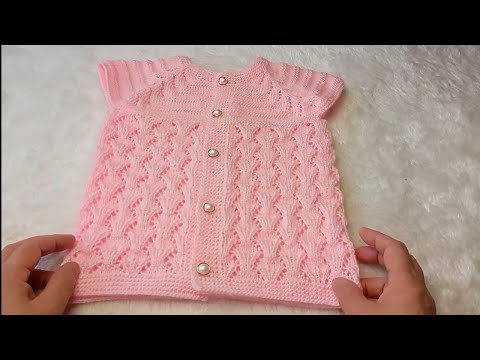 3 boyutlu kabartmalı yakadan başlama 1yaş yelek 3D embossed, top-down vest for 1-year-olds. 