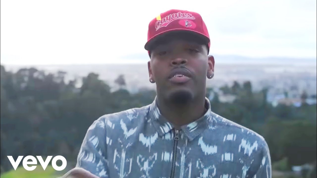 Rayven Justice - Between Your Thighs (Official Lyric Video) - YouTube