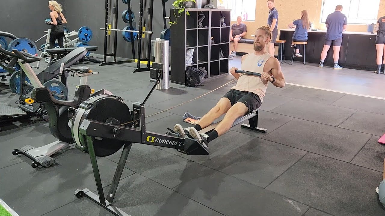 Rowing Machine Warm Up | Day 4 AJG #30daychallenge - YouTube