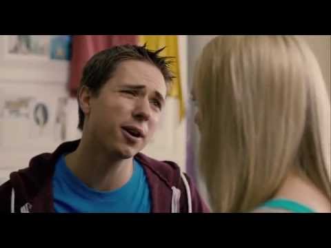 The Inbetweeners Movie Finalmente maggiorenni scena Simon Cooper e l ...