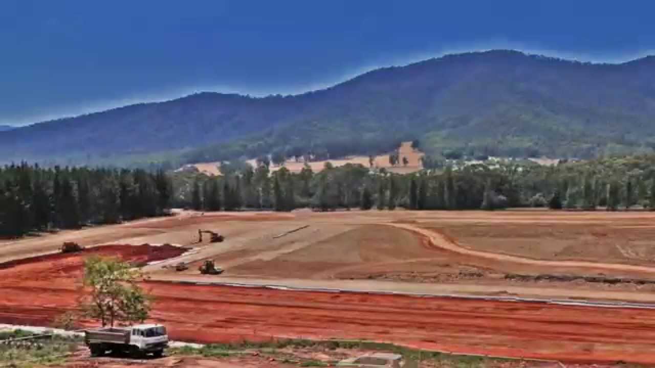 Building the Bright Off-River Water Storage - YouTube