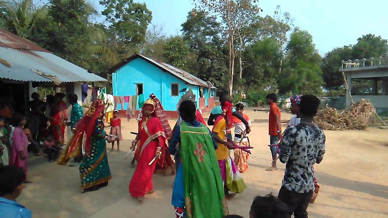 Traditional celebrate of "Doljatra" - YouTube