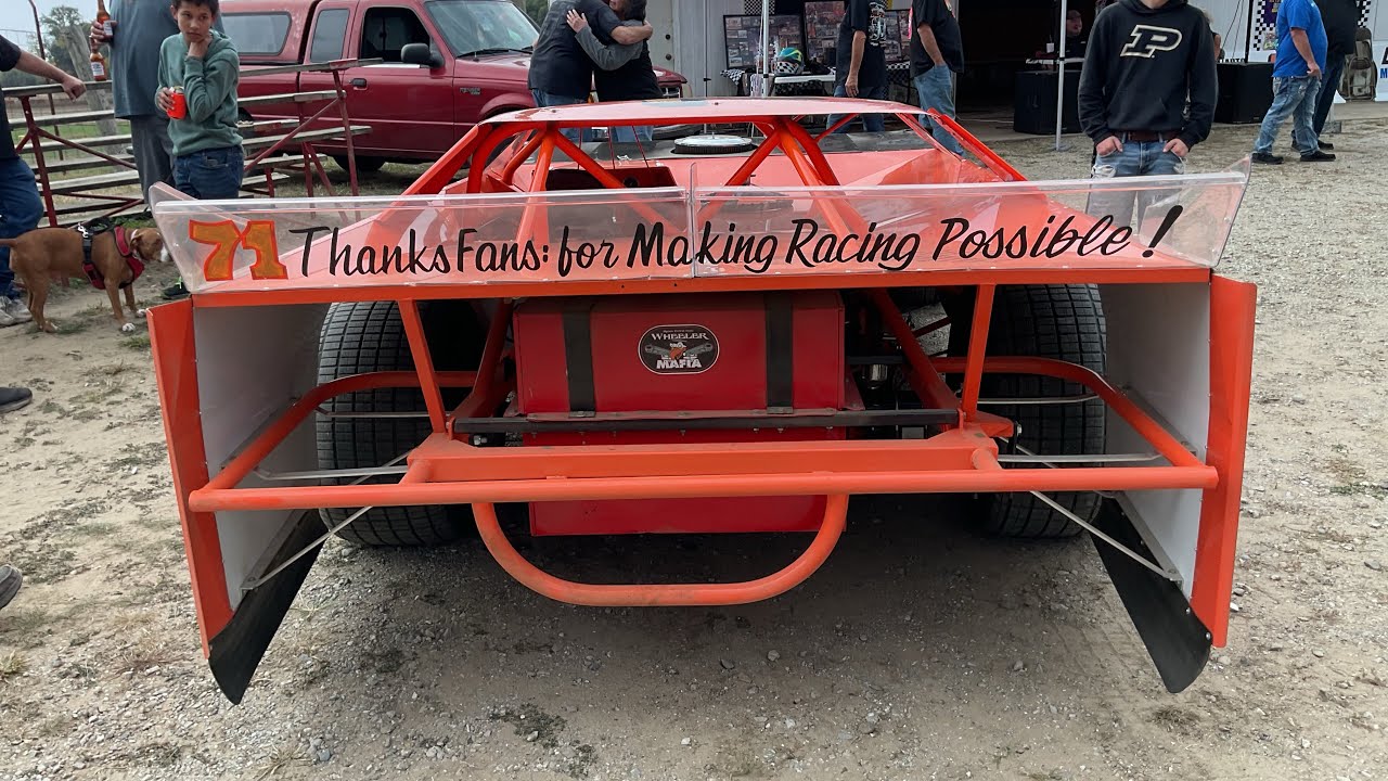 Mike Hollifield Final Laps at Shadyhill Speedway - YouTube