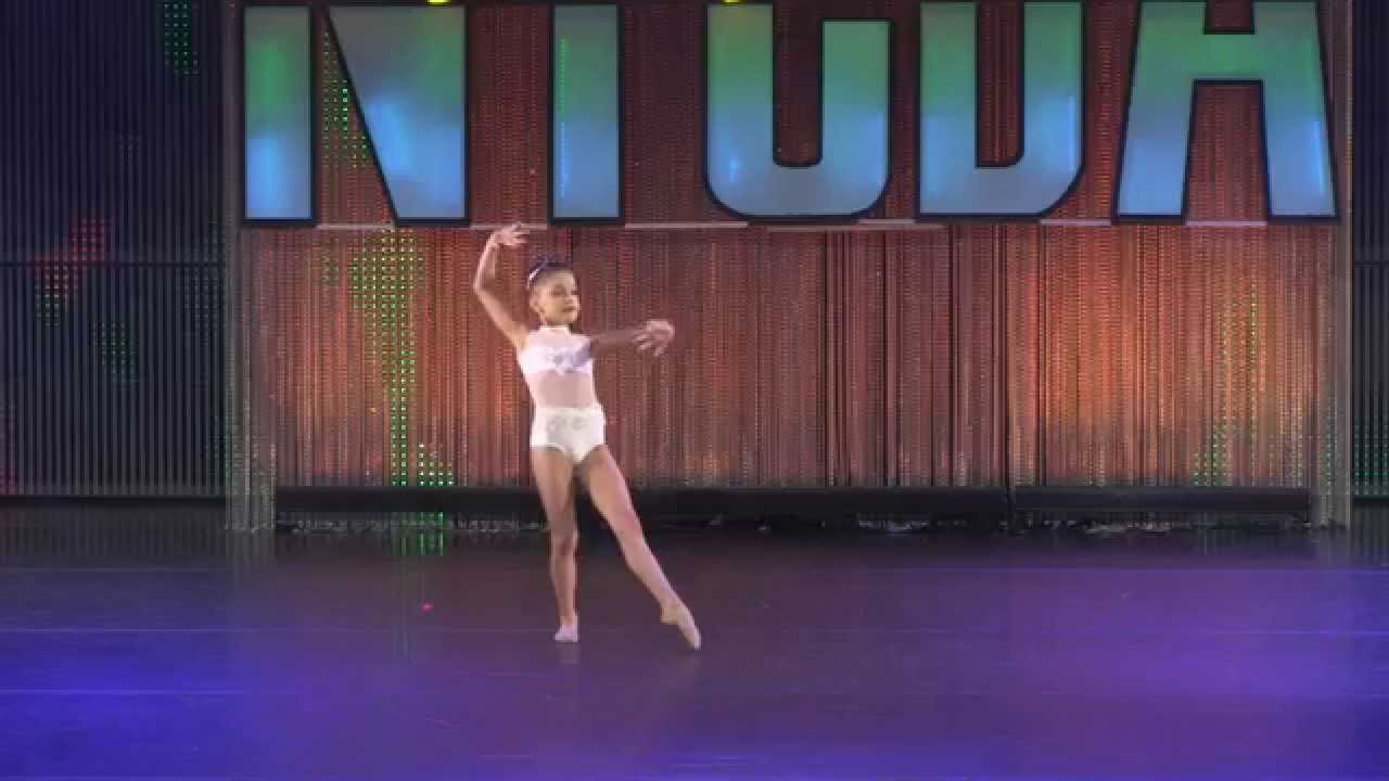 MAKENNA MILLER - THE LIGHT - YouTube