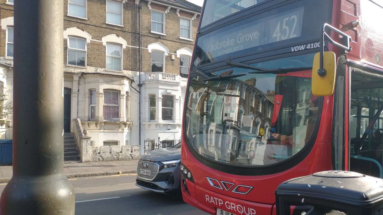 Proposed Changes, RATP group VDW41005 on bus route 452 - YouTube
