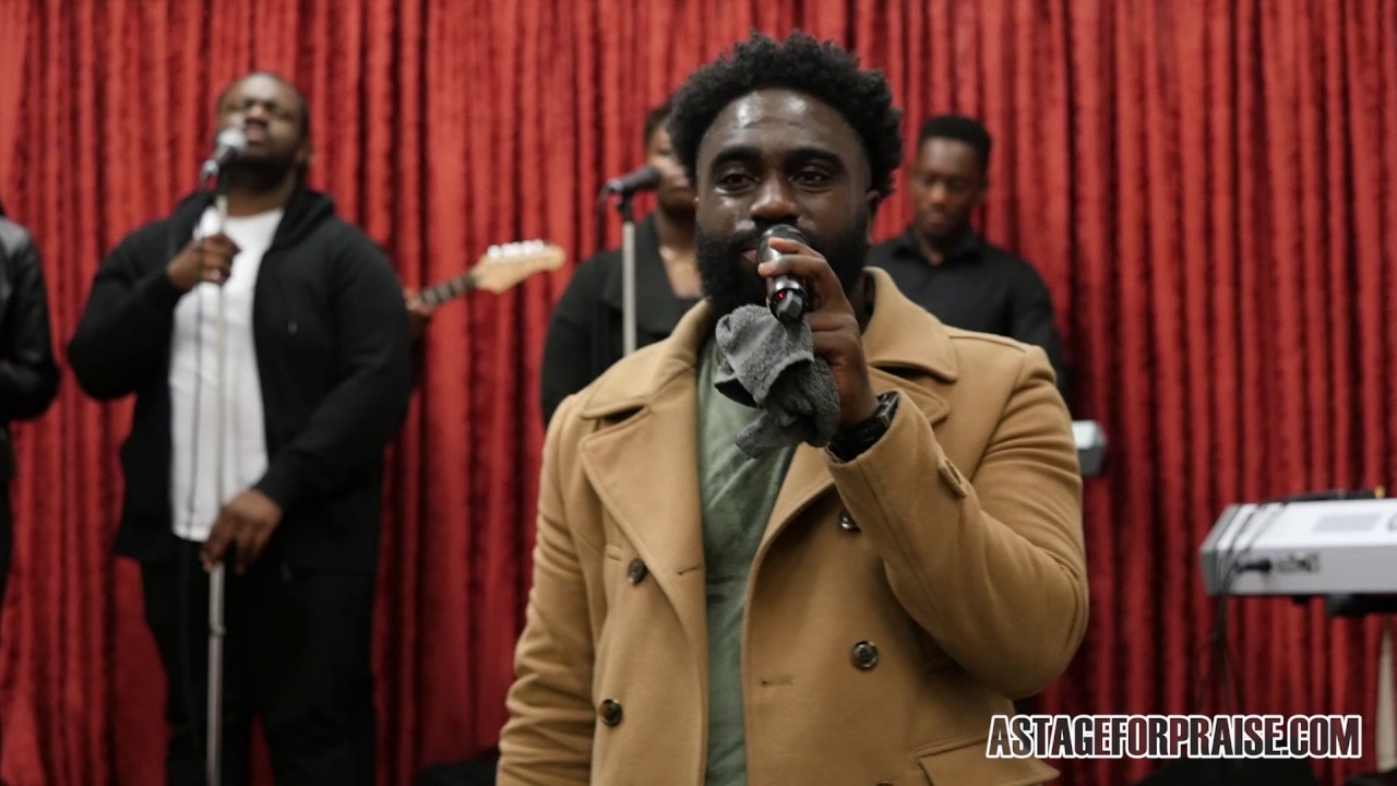 Emmanuel Smith - Worship Medley @ In his Presence 13/05/17 - YouTube