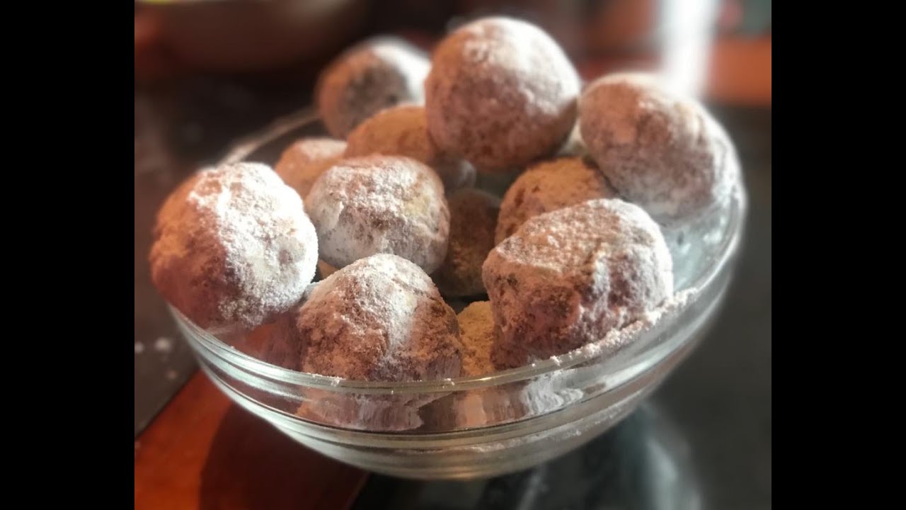 Besos De Nuez Recipe - Banana-breads.com