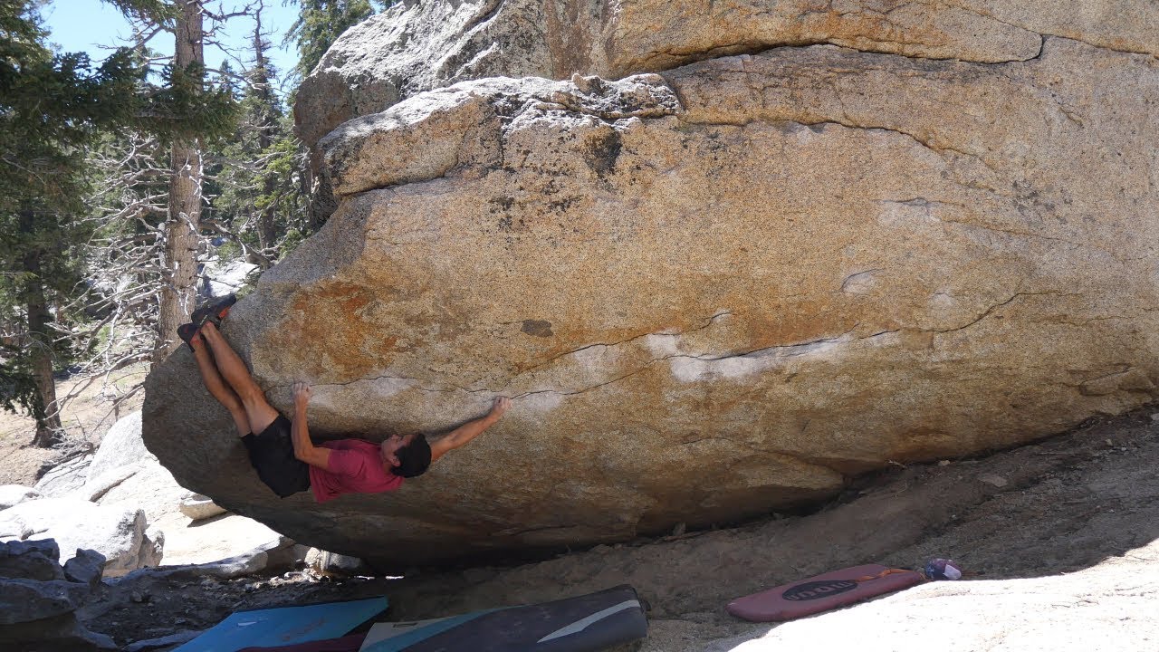 Tramway Bouldering: Swing Dance (V7) - YouTube